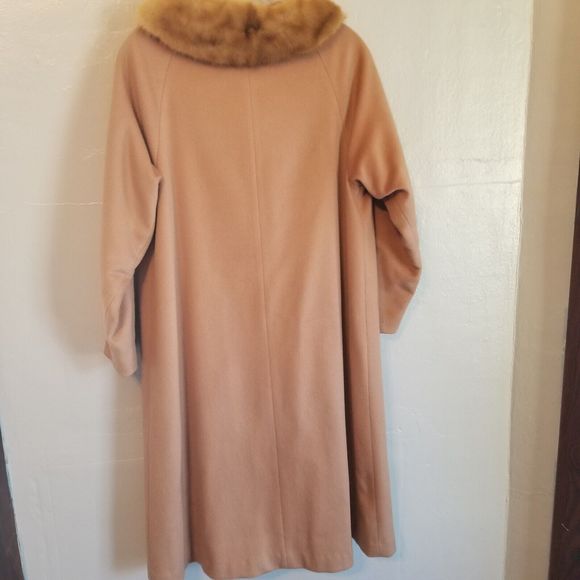 Carol Brent | Jackets & Coats | Vintage Womens Carol Brent Wool Coat ...